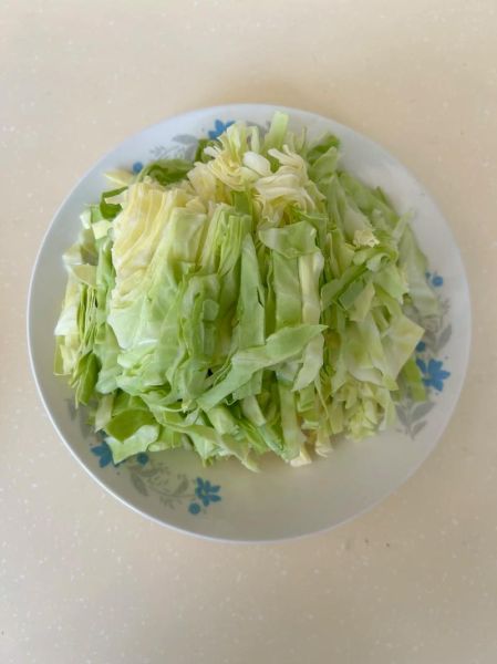 圆白菜西红柿怎么炒好吃_圆白菜西红柿的家常做法-第2张图片-山城妙识 圆白菜西红柿怎么炒好吃_圆白菜西红柿的家常做法-第2张图片-山城妙识