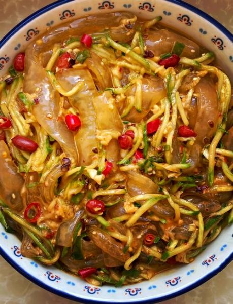 东北黄瓜拌拉皮怎么做_家常做法窍门-第1张图片-山城妙识 东北黄瓜拌拉皮怎么做_家常做法窍门-第1张图片-山城妙识