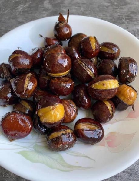 糖炒栗子怎么炒_家庭版糖炒栗子做法-第1张图片-山城妙识