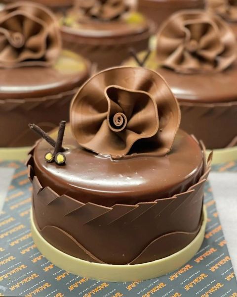 翻糖蛋糕培训多少钱_零基础学费贵吗-第3张图片-山城妙识