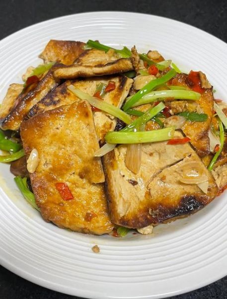 豆瓣酱豆腐怎么做_豆瓣酱豆腐热量高吗-第1张图片-山城妙识