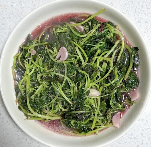 清炒苋菜怎么做才好吃_清炒苋菜要不要焯水-第3张图片-山城妙识 清炒苋菜怎么做才好吃_清炒苋菜要不要焯水-第3张图片-山城妙识