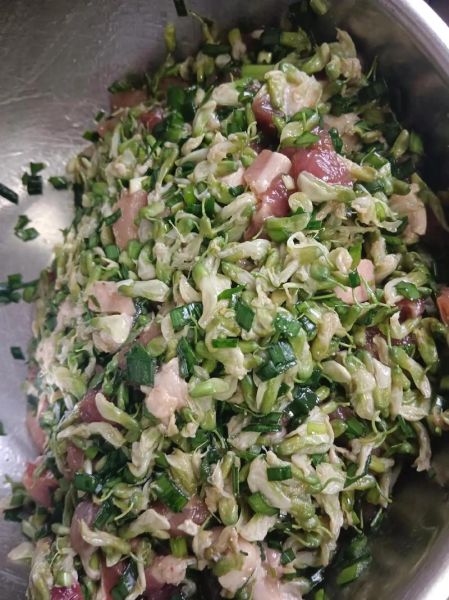 槐树花怎么吃最好_槐树花怎么做好吃-第3张图片-山城妙识