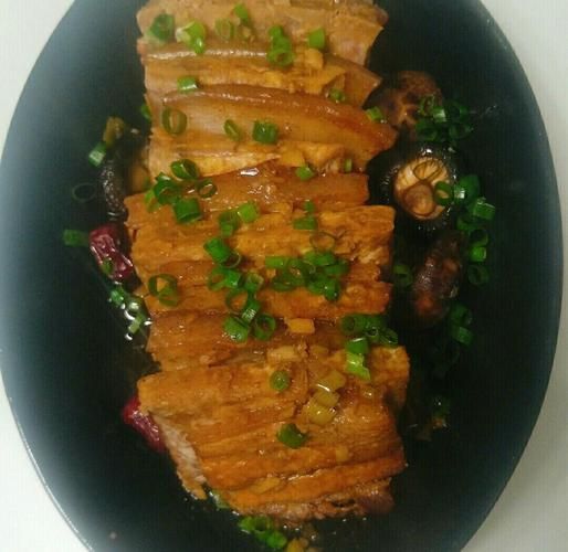 芋头蒸扣肉怎么做_扣肉蒸多久才软烂-第3张图片-山城妙识 芋头蒸扣肉怎么做_扣肉蒸多久才软烂-第3张图片-山城妙识