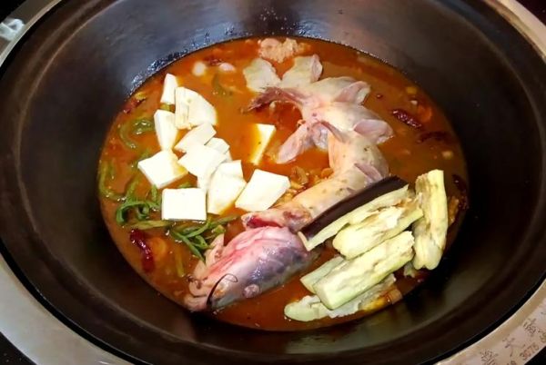 鮰鱼图片大全_鮰鱼高清图库怎么找-第1张图片-山城妙识