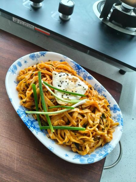 香椿面怎么做_香椿面家常做法大全-第2张图片-山城妙识 香椿面怎么做_香椿面家常做法大全-第2张图片-山城妙识