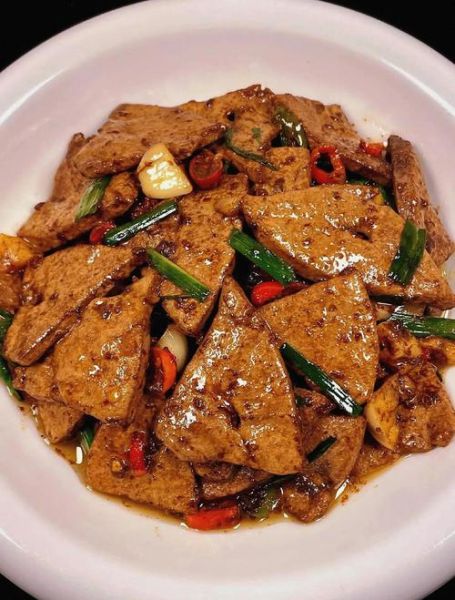 猪肝炒辣椒怎么做不腥_猪肝炒辣椒用焯水吗-第2张图片-山城妙识 猪肝炒辣椒怎么做不腥_猪肝炒辣椒用焯水吗-第2张图片-山城妙识