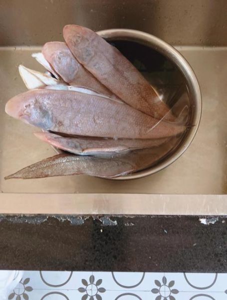 鱼丸怎样做才爽口弹牙_鱼丸弹牙秘诀-第2张图片-山城妙识