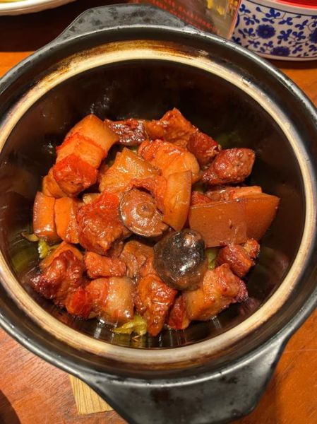 客家梅菜扣肉怎么做_梅菜扣肉最正宗做法-第2张图片-山城妙识 客家梅菜扣肉怎么做_梅菜扣肉最正宗做法-第2张图片-山城妙识