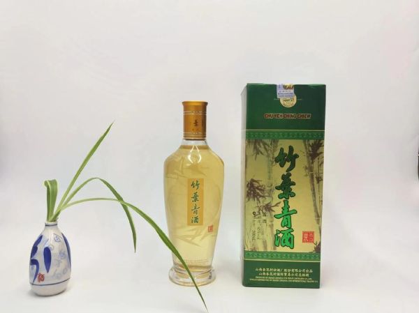 竹叶青酒对身体有害吗_竹叶青酒副作用有哪些-第1张图片-山城妙识
