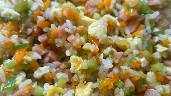 鸡蛋炒饭用什么油_鸡蛋炒饭用花生油还是菜籽油-第3张图片-山城妙识