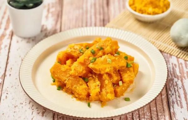 咸蛋黄南瓜怎么做_咸蛋黄南瓜的做法窍门-第1张图片-山城妙识 咸蛋黄南瓜怎么做_咸蛋黄南瓜的做法窍门-第1张图片-山城妙识