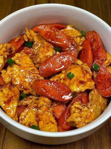 广式香肠炒鸡蛋怎么做_广式香肠炒鸡蛋的做法窍门-第2张图片-山城妙识