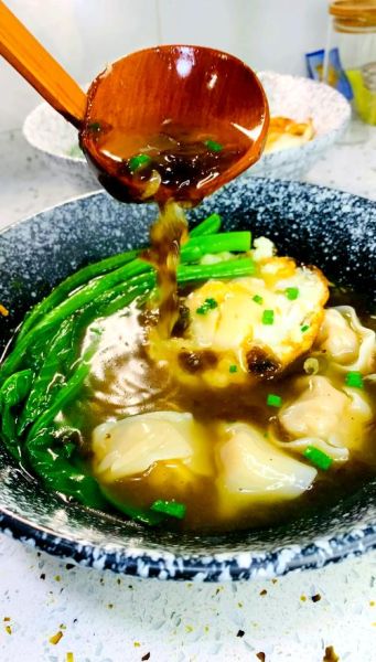 馄饨汤配料有哪些_馄饨汤底怎么调才鲜-第2张图片-山城妙识