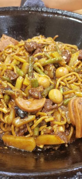 铁锅焖面怎么做_铁锅焖面用生面还是熟面-第2张图片-山城妙识