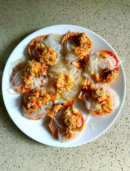 蒜蓉粉丝蒸扇贝需要几分钟_蒸多久才鲜嫩-第3张图片-山城妙识