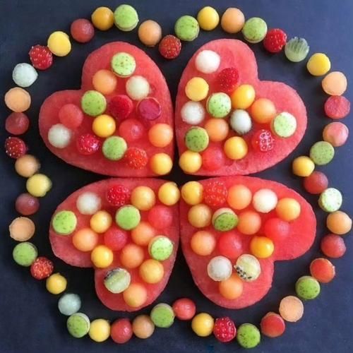 西瓜香蕉水果拼盘怎么做_如何摆盘好看-第1张图片-山城妙识