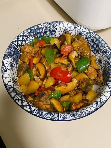 黄焖鸡家常做法_黄焖鸡怎么做好吃-第2张图片-山城妙识