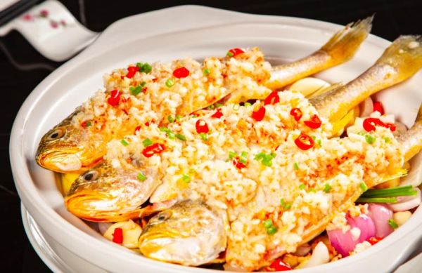 蒜烧小黄鱼是哪里的菜_正宗做法揭秘-第2张图片-山城妙识 蒜烧小黄鱼是哪里的菜_正宗做法揭秘-第2张图片-山城妙识