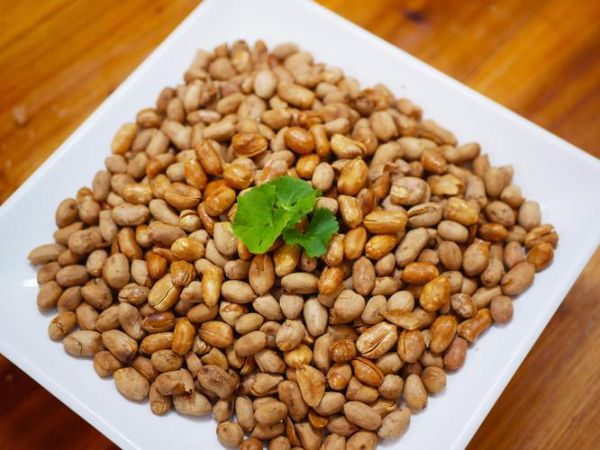 盐炒花生米怎么做_盐炒花生米不糊技巧-第3张图片-山城妙识 盐炒花生米怎么做_盐炒花生米不糊技巧-第3张图片-山城妙识