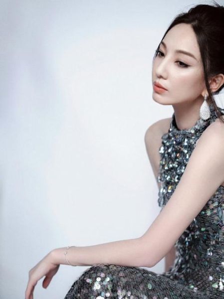 郑希怡春卷门事件始末_郑希怡春卷门真相-第2张图片-山城妙识 郑希怡春卷门事件始末_郑希怡春卷门真相-第2张图片-山城妙识