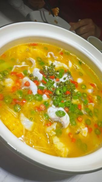 酸菜鱼头怎么做_家常做法详细步骤-第2张图片-山城妙识