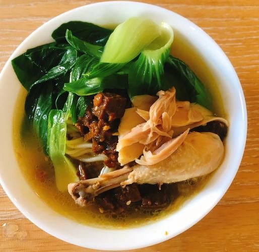 鸡汤面怎么做才好吃_鸡汤面用什么鸡最好-第2张图片-山城妙识