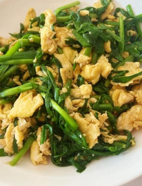 韭菜炒鸡蛋怎么炒不腥_韭菜炒鸡蛋要不要焯水-第1张图片-山城妙识 韭菜炒鸡蛋怎么炒不腥_韭菜炒鸡蛋要不要焯水-第1张图片-山城妙识