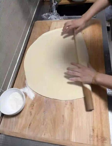 手擀面怎么做好吃_手擀面视频教程-第1张图片-山城妙识