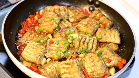 啤酒炖带鱼怎么做_带鱼用啤酒炖会不会腥-第1张图片-山城妙识