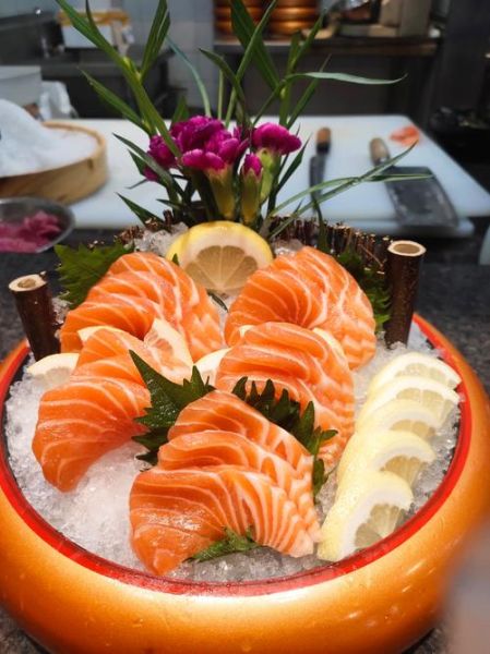 三文鱼刺身怎么吃最好_三文鱼刺身怎么吃才安全-第3张图片-山城妙识 三文鱼刺身怎么吃最好_三文鱼刺身怎么吃才安全-第3张图片-山城妙识