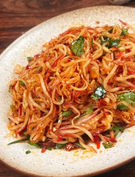 凉拌白萝卜怎么做好吃_白萝卜丝凉拌技巧-第3张图片-山城妙识 凉拌白萝卜怎么做好吃_白萝卜丝凉拌技巧-第3张图片-山城妙识