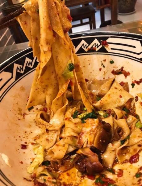 西安裤带面怎么做_西安裤带面哪里最正宗-第3张图片-山城妙识 西安裤带面怎么做_西安裤带面哪里最正宗-第3张图片-山城妙识