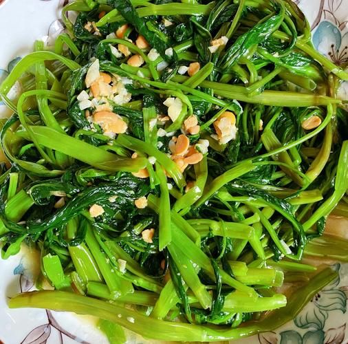 通心菜怎么炒才脆_通心菜要不要焯水-第1张图片-山城妙识 通心菜怎么炒才脆_通心菜要不要焯水-第1张图片-山城妙识