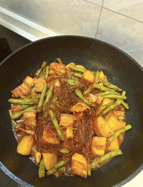 土豆豆角粉条炖肉怎么做_家常做法窍门-第2张图片-山城妙识 土豆豆角粉条炖肉怎么做_家常做法窍门-第2张图片-山城妙识