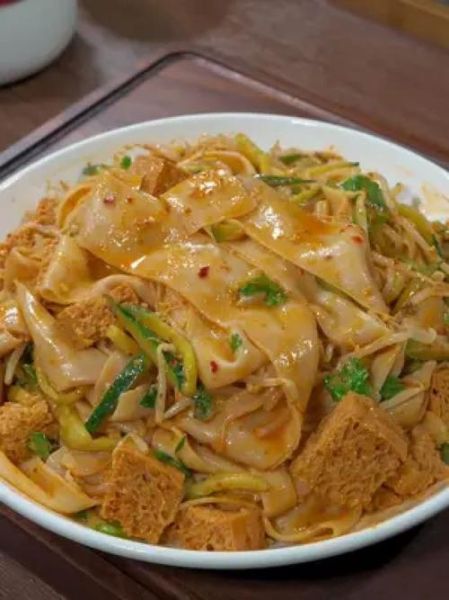 麻酱面皮怎么吃_麻酱面皮怎么拌好吃-第1张图片-山城妙识