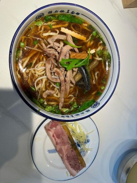 镇江锅盖面好吃吗_镇江锅盖面哪家最正宗-第2张图片-山城妙识 镇江锅盖面好吃吗_镇江锅盖面哪家最正宗-第2张图片-山城妙识