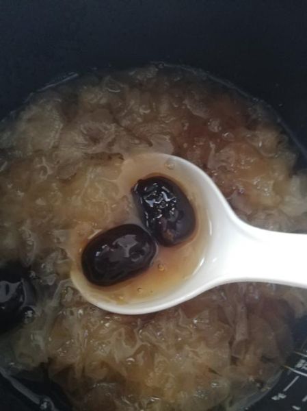 香菇木耳汤怎么做好喝_香菇木耳汤的做法大全-第3张图片-山城妙识