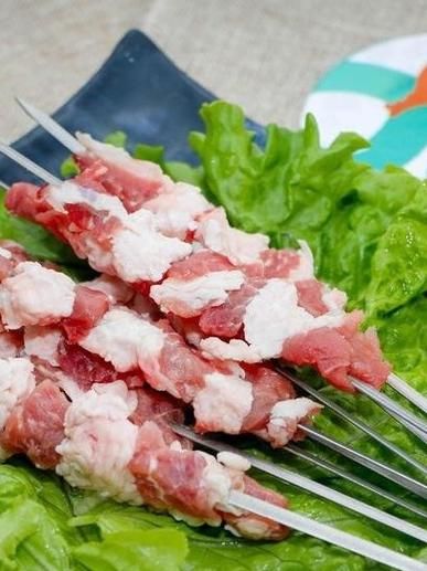 猪肉串怎么腌制才嫩_猪肉串用什么部位最好-第2张图片-山城妙识 猪肉串怎么腌制才嫩_猪肉串用什么部位最好-第2张图片-山城妙识
