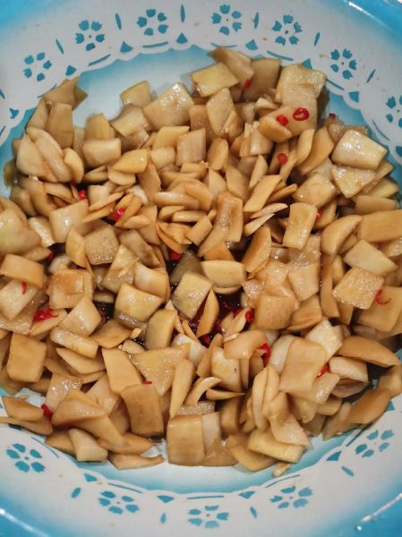 酸辣萝卜皮怎么做_酸辣萝卜皮腌制多久才脆-第3张图片-山城妙识