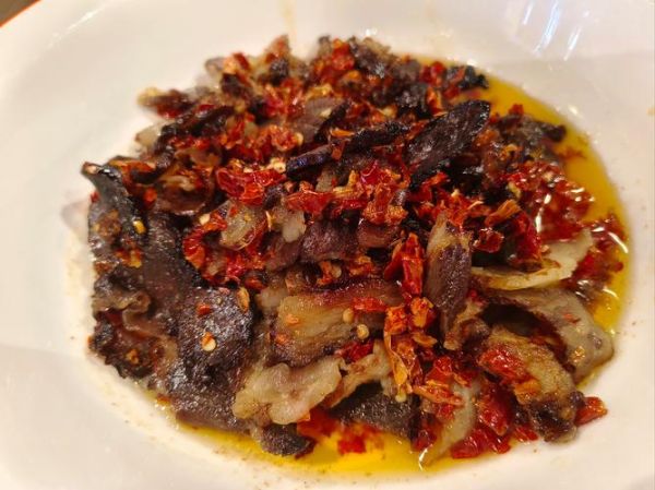 走油豆豉扣肉怎么做_走油豆豉扣肉的家常做法-第3张图片-山城妙识