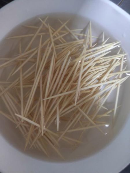 牙签牛肉怎么做_牙签牛肉家常做法视频-第2张图片-山城妙识