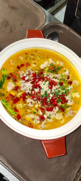 酸汤牛蛙怎么做_酸汤牛蛙的正宗做法-第2张图片-山城妙识