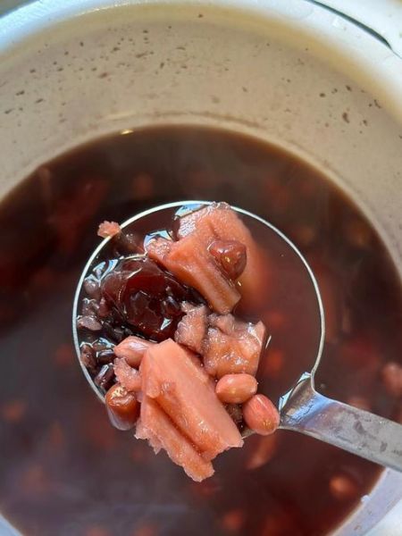 吃什么补气血效果最好又不会上火_不上火的补气血食物有哪些-第2张图片-山城妙识 吃什么补气血效果最好又不会上火_不上火的补气血食物有哪些-第2张图片-山城妙识