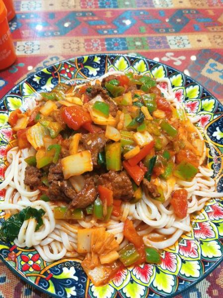 新疆拌面炒菜怎么做_家常做法步骤详解-第1张图片-山城妙识 新疆拌面炒菜怎么做_家常做法步骤详解-第1张图片-山城妙识