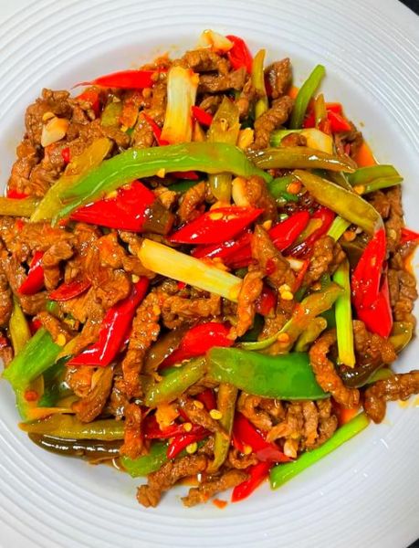 泡椒牛肉丝怎么炒才嫩_泡椒牛肉丝用什么牛肉-第1张图片-山城妙识 泡椒牛肉丝怎么炒才嫩_泡椒牛肉丝用什么牛肉-第1张图片-山城妙识