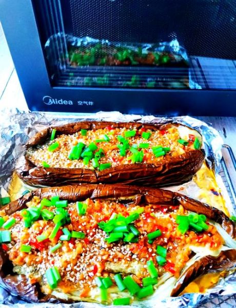 烧烤摊上如何烤茄子_烤茄子为什么先划刀-第2张图片-山城妙识