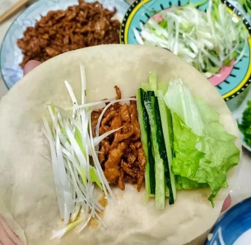 酱香肉卷怎么做_酱香肉卷的家常做法-第1张图片-山城妙识