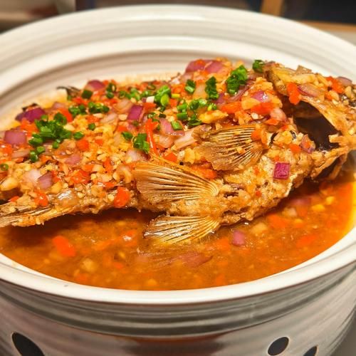 酥鲫鱼怎么做_酥鲫鱼的家常做法步骤-第2张图片-山城妙识