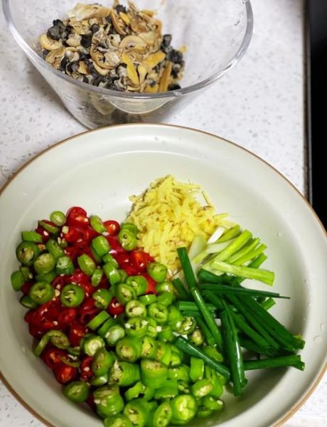 河蚌怎么炒着吃好吃_河蚌炒多久才嫩-第1张图片-山城妙识 河蚌怎么炒着吃好吃_河蚌炒多久才嫩-第1张图片-山城妙识